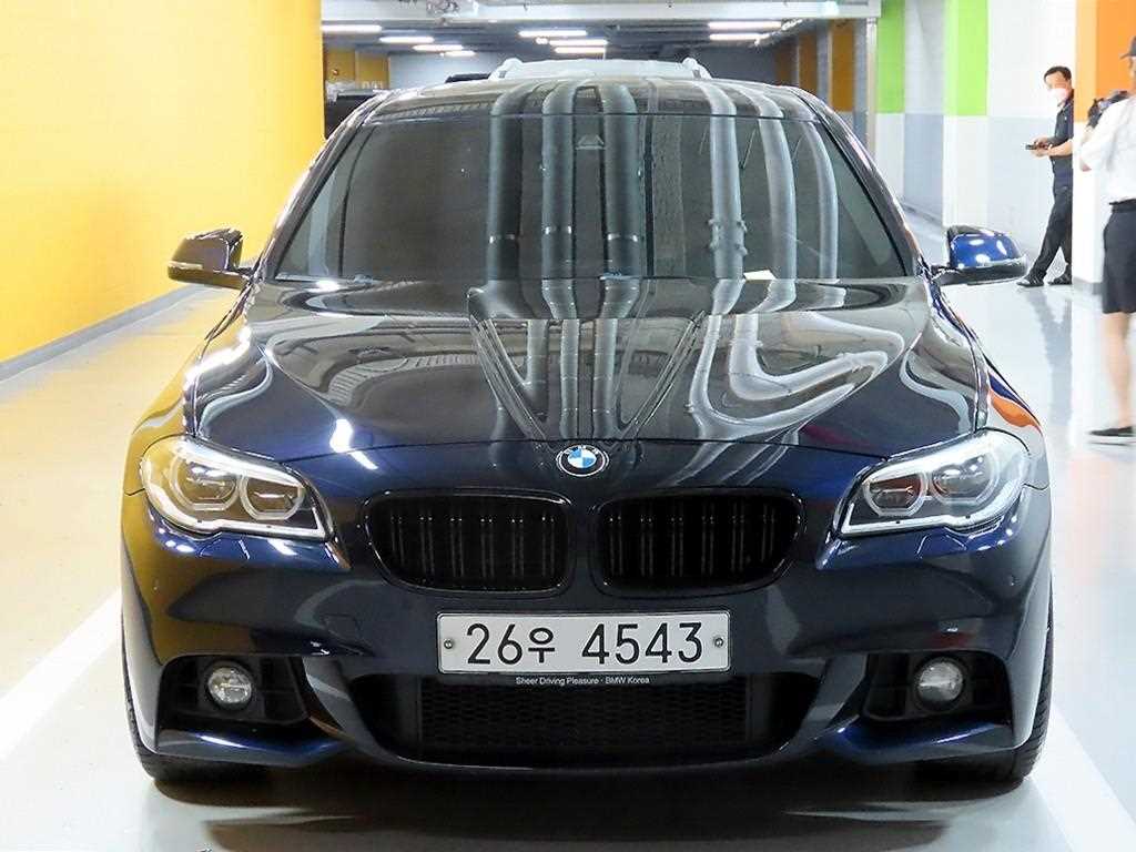  BMW 5 F10 520d XDrive M 