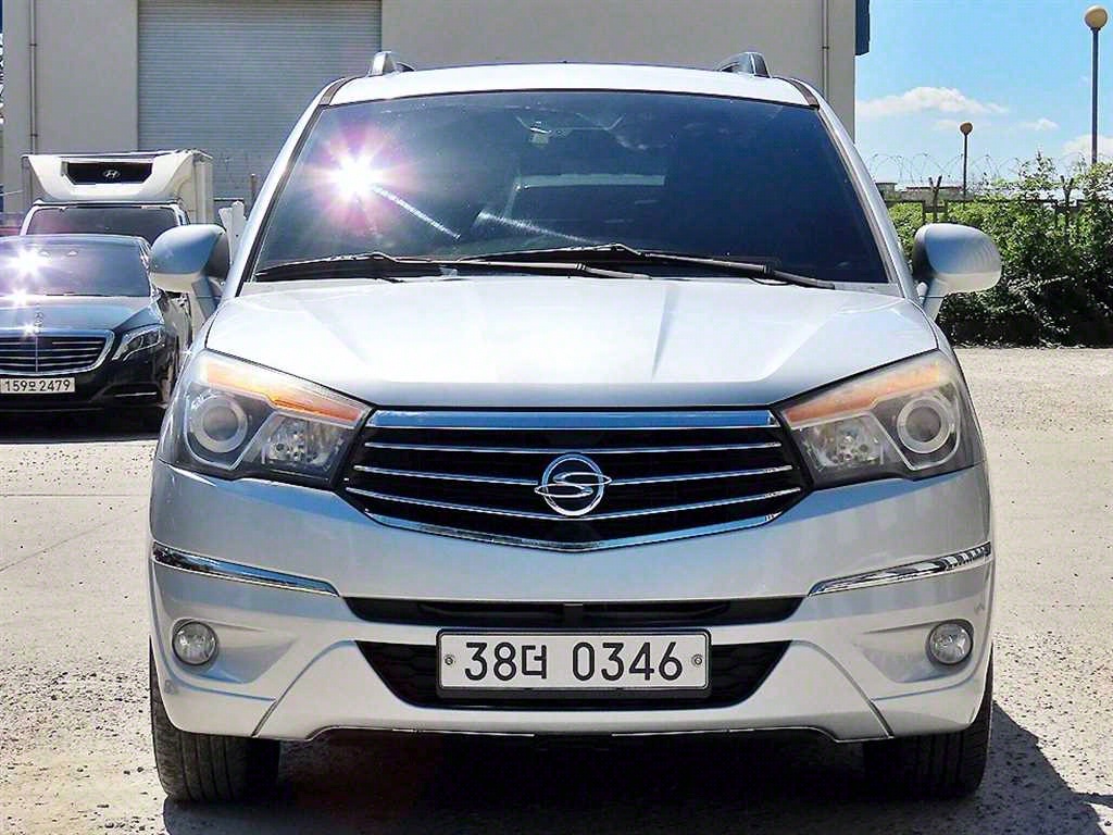 [KG모빌리티(쌍용) ] 코란도투리스모 4WD TX 9인승