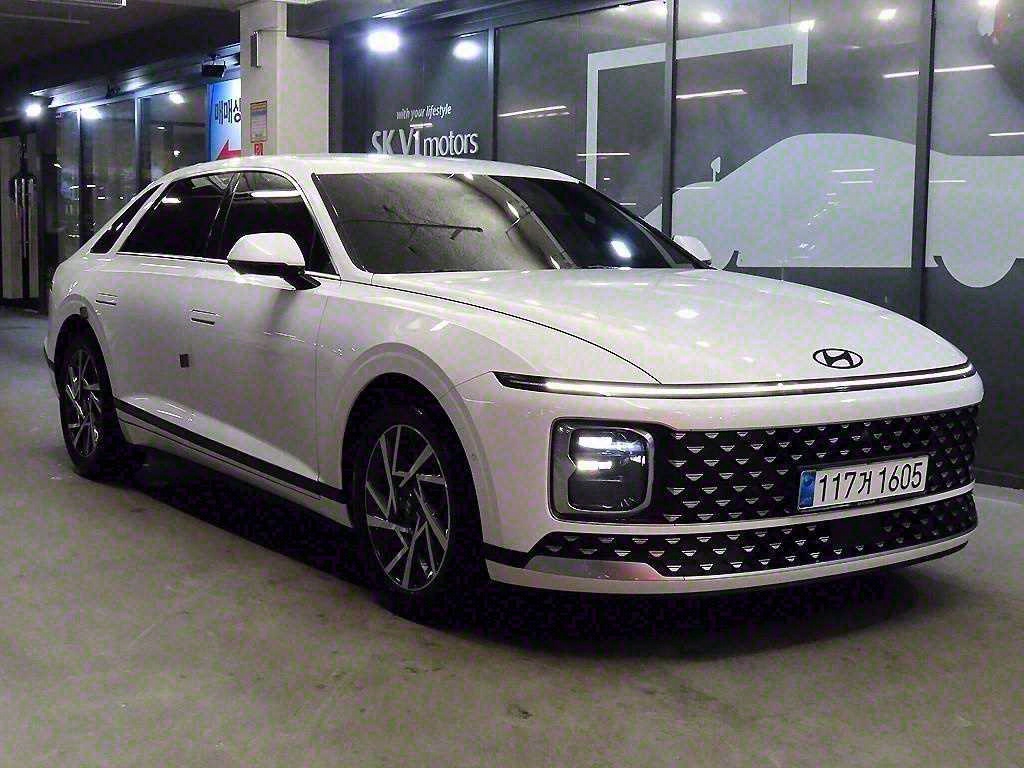 [현대] 그랜저 (GN7) LPG 3.5 2WD 프리미엄