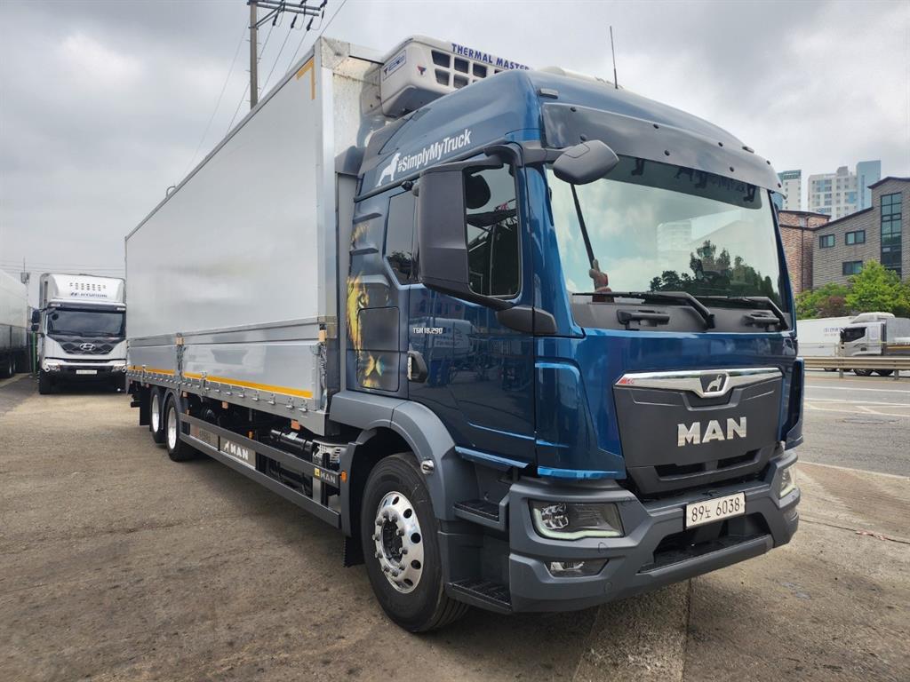 TGX 십바리 윙바디 8.5톤 오토