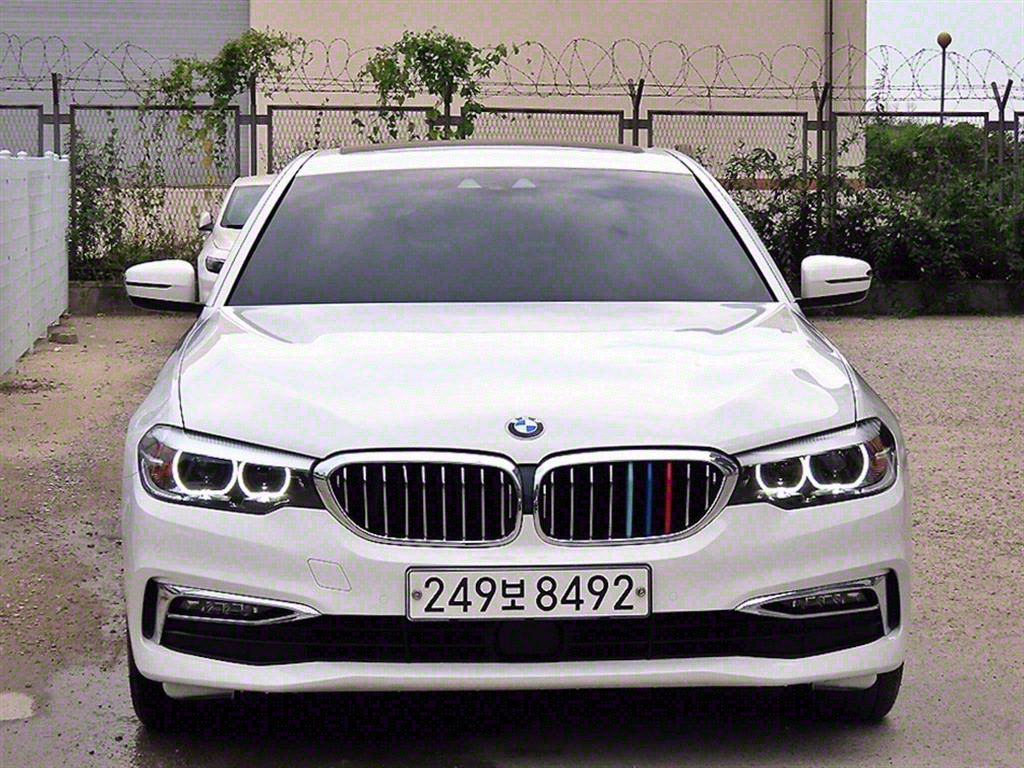 [BMW] 5시리즈 (G30) 520i 럭셔리