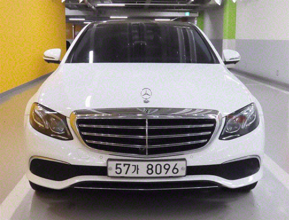 [벤츠] E-클래스 W213 E300 4MATIC 익스클루시브