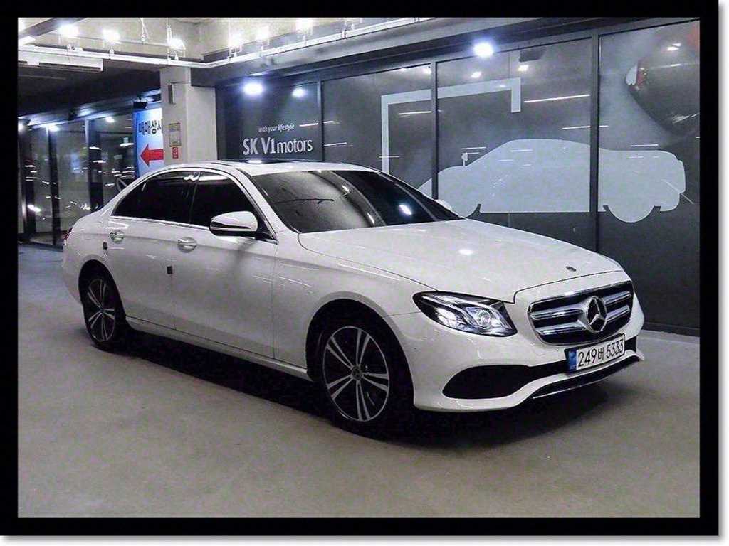 [벤츠] E-클래스 W213 E220d 아방가르드