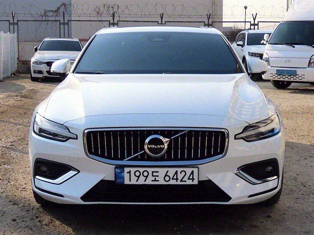 [볼보] S60(3세대) B5 얼티메이트 브라이트