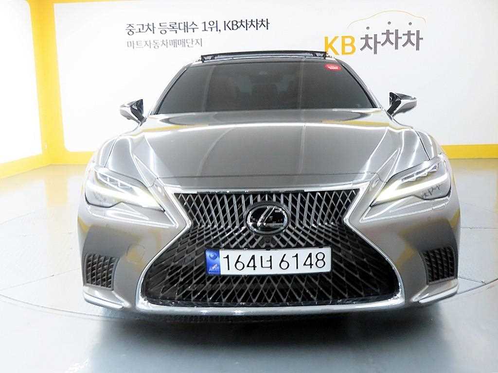 [렉서스] LS500 3.5 플래티넘 AWD