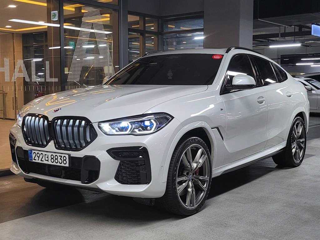 [BMW] X6 (G06) M50i