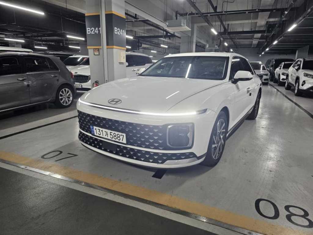 [현대] 그랜저 (GN7) LPG 3.5 2WD (택시형) 고급형