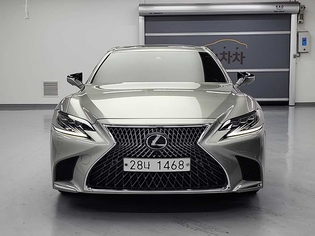 [렉서스] LS500h 3.5 플래티넘 AWD