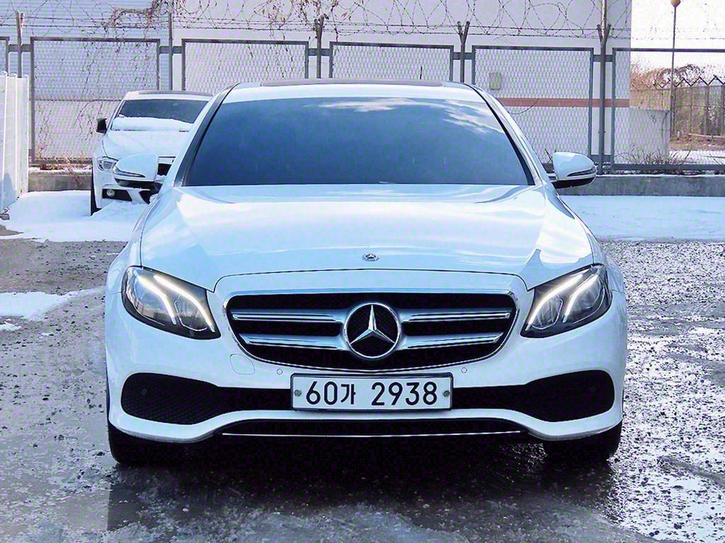 [벤츠] E-클래스 W213 E200 아방가르드