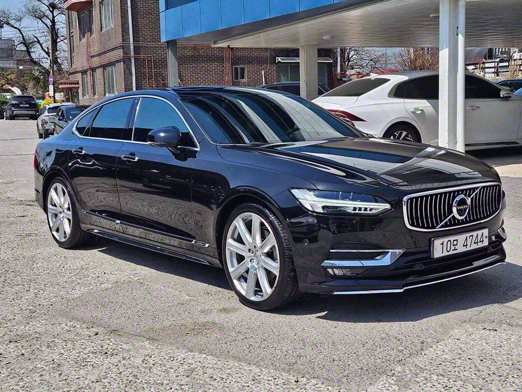 [볼보] S90 D5 AWD 인스크립션