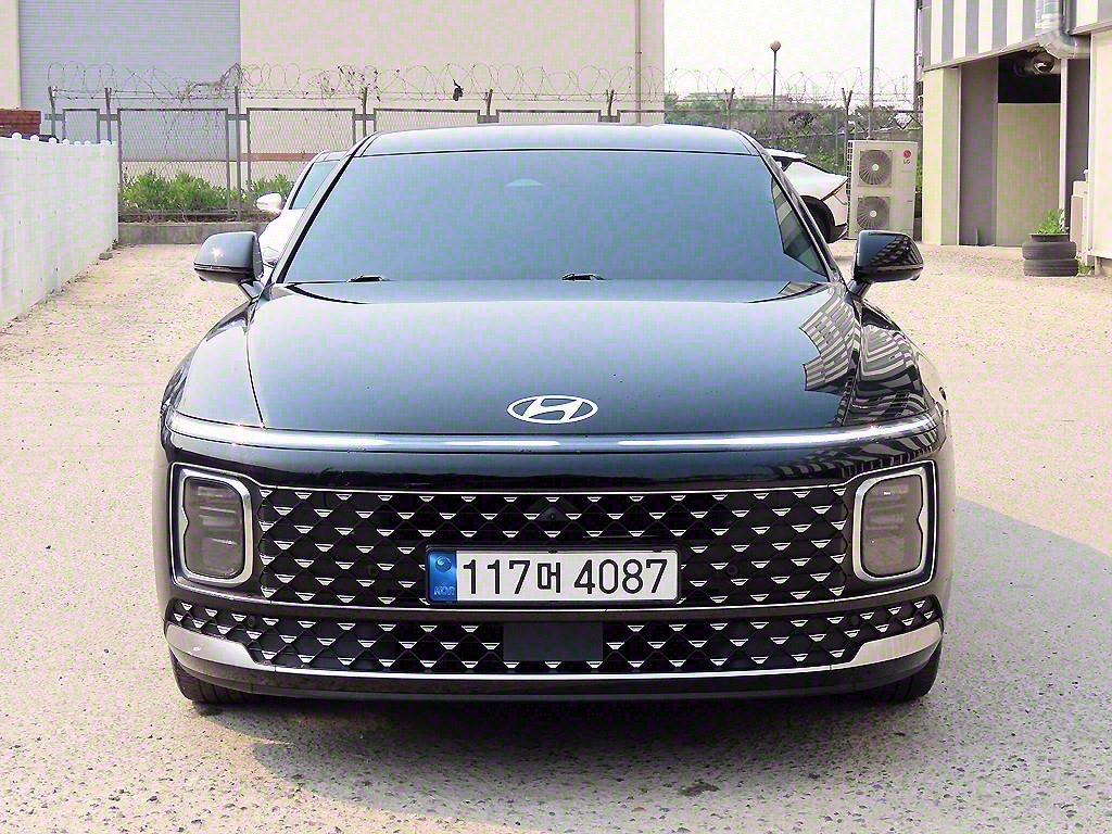 [현대] 그랜저 (GN7) 가솔린 2.5 2WD 익스클루시브