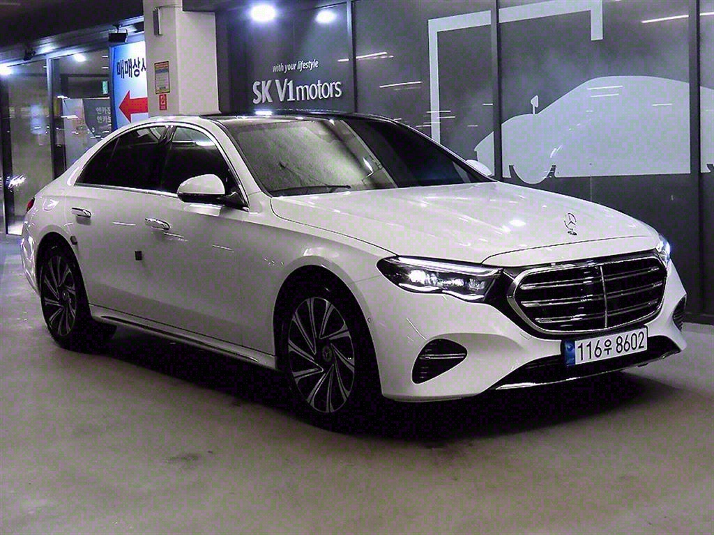 [벤츠] E-클래스 W214 E300 4MATIC 익스클루시브
