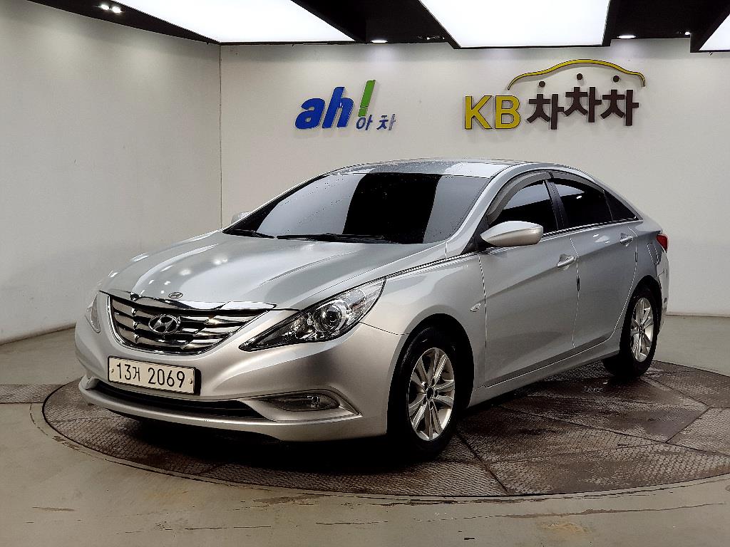 [HYUNDAI] YF Sonata LPI luxury